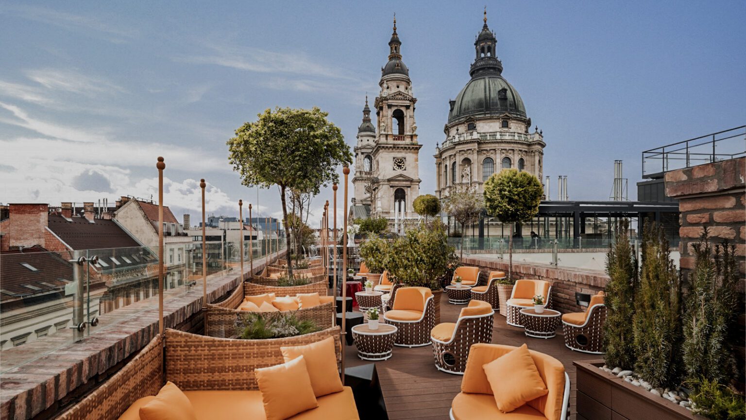 Top 10 Best Rooftop Bars in Budapest for Stunning Views - To Do Budapest